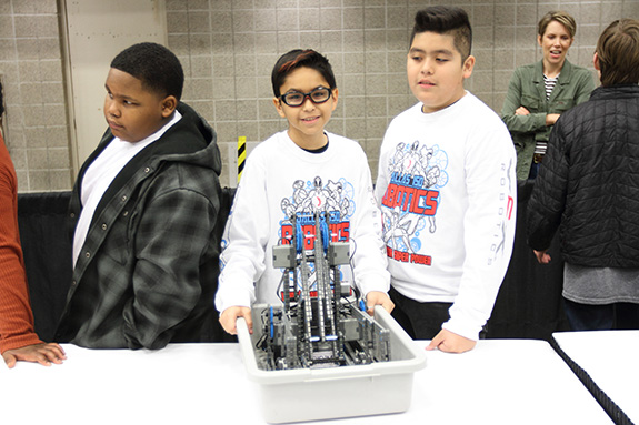 Dallas ISD STEM Expo a Family Learning Opportunity | People Newspapers